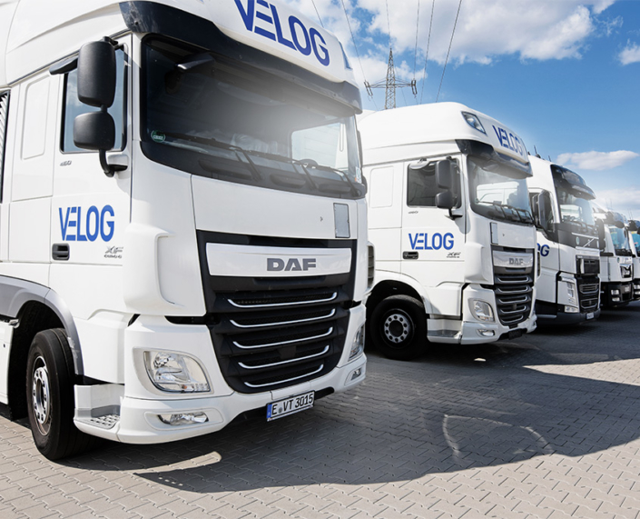 Fuhrpark & Ausstattung - VELOG | Ihr Partner für Transportlogistik